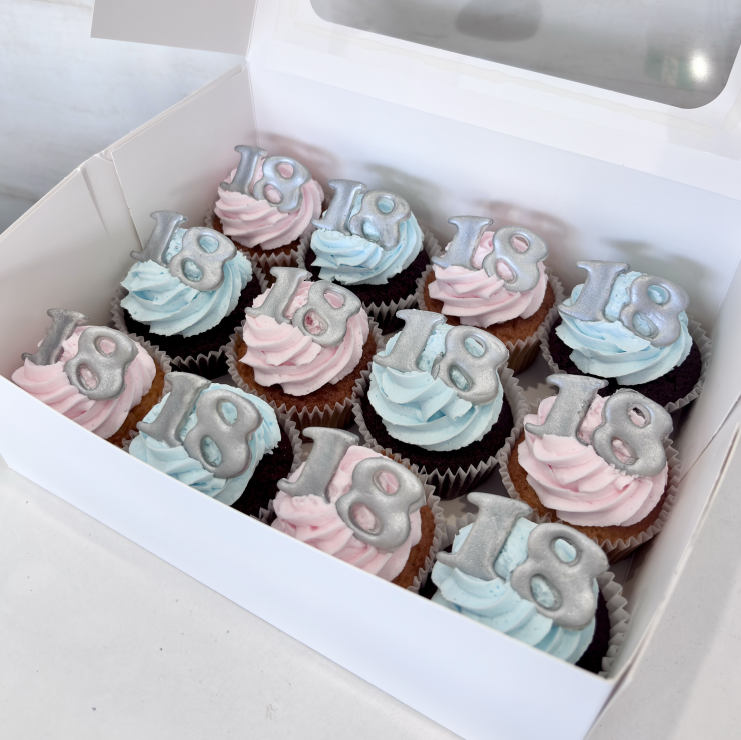 Number Cupcakes x 12 Regular Size – The Cupcake Factory